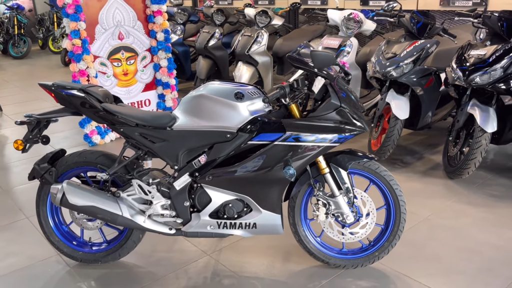 Yamaha R15-M Carbon Fiber Edition Complete Review - Delhi Updates 24